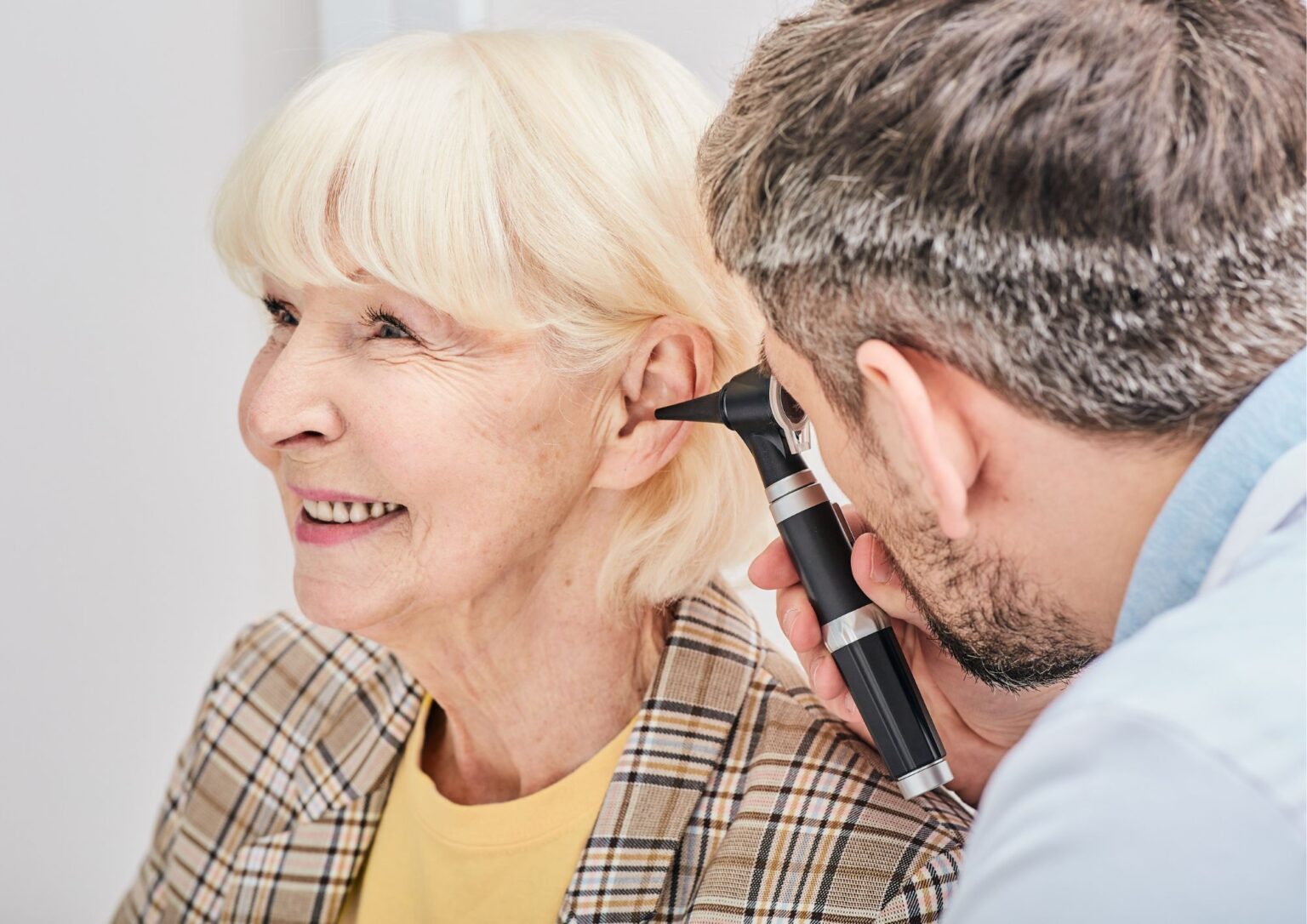 How To Treat Ear Pain In Elderly People | Ear Care Clinic